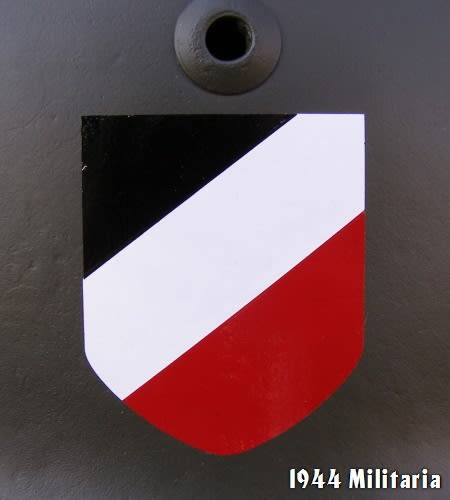 German WWII Heer, Kriegsmarine & Luftwaffe Tri-Color Dry Transfer Decal