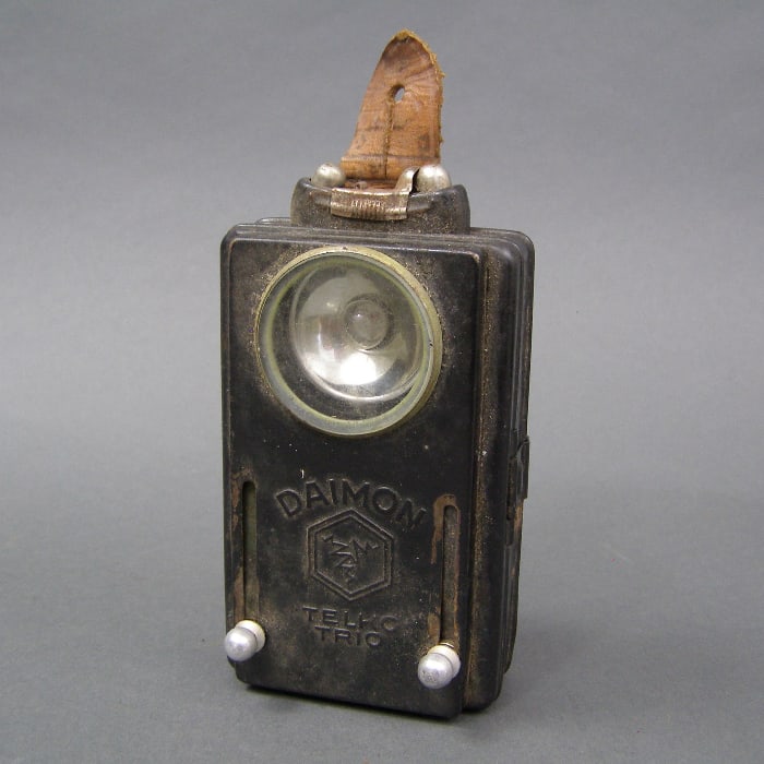 Original German WWII Period Daimon Flashlight 2 Filters With Battery