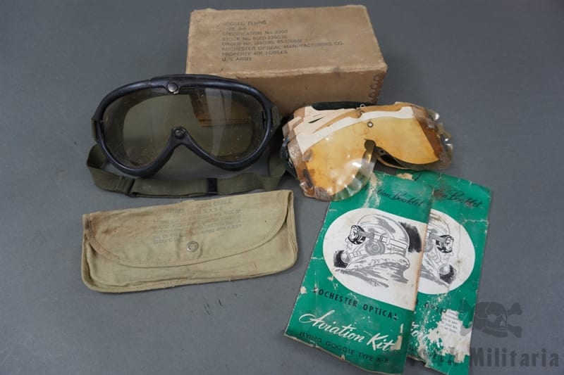 Original WWII US Army Air Forces Type B-8 Flying Goggles In Original Box