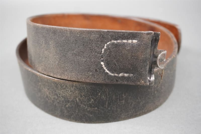 Original German WWII EM/NCO Leather Combat Belt