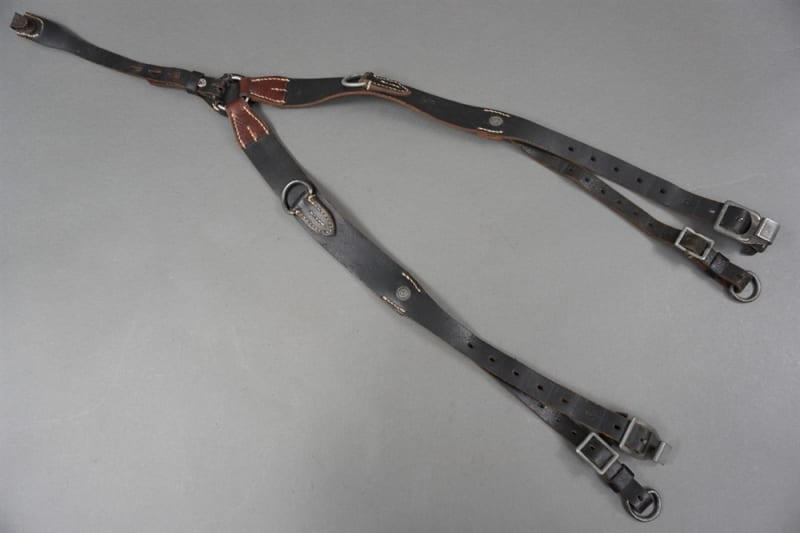 Original German WWII Leather Combat Y-Straps