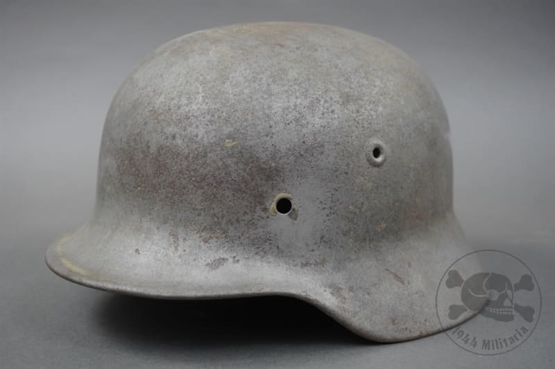 Original German WWII M40 Helmet Shell EF64
