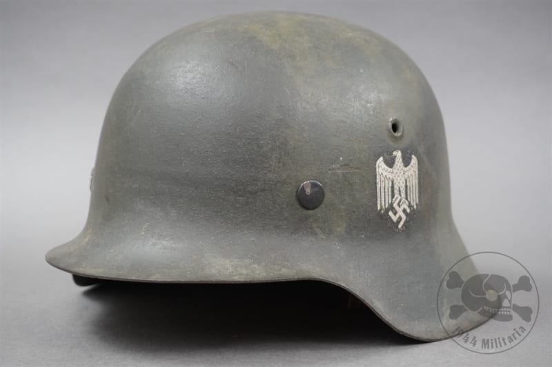 Original German WWII Heer M42 Single Decal Helmet ET60