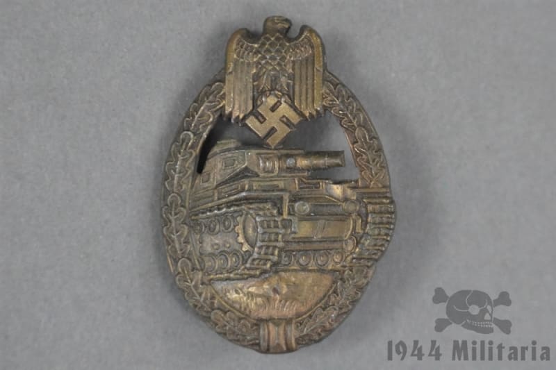 Original German WWII Bronze Panzer Assault Badge