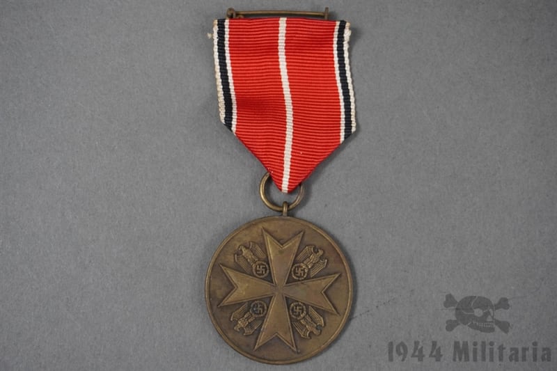 Original Third Reich German Eagle Order Medal