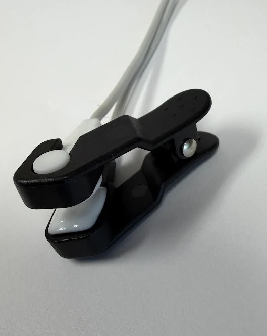 Ear Clip Sensor for 75023 Handheld Oximeter