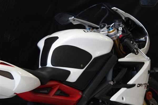 Triumph Daytona 675 Tank Grip - Motorcycle Tank Grip