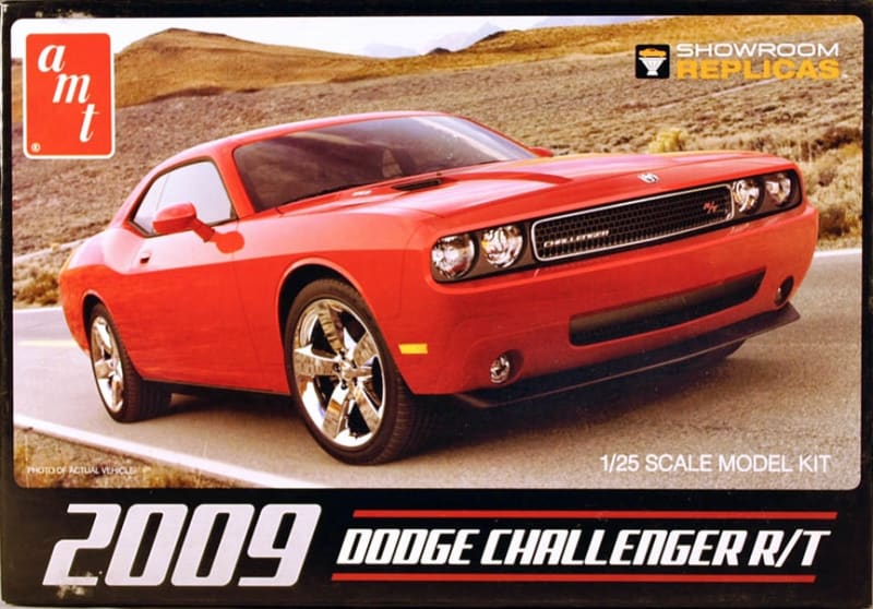 AMT #AMT616 1/25 2009 Dodge Challenger R/T