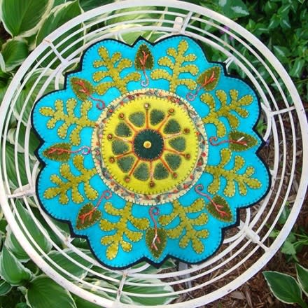 New Growth Wool Table Mat Pattern