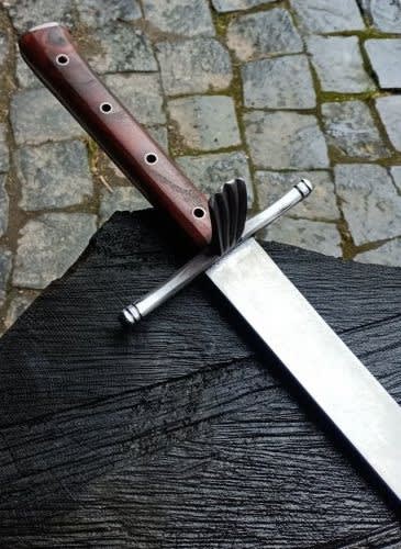 Messer, Left Handed, Mac Armour