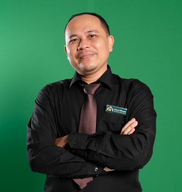 Pesantren Sains & Teknologi Darul Hikam » Guru & Staff