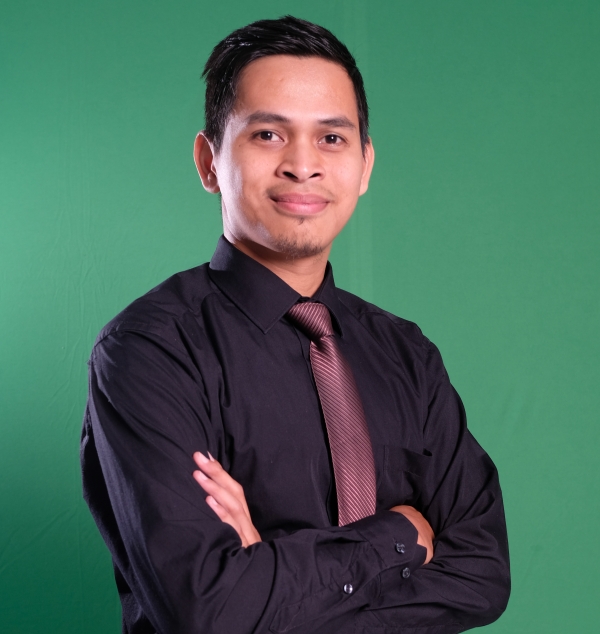 Pesantren Sains & Teknologi Darul Hikam » Guru & Staff