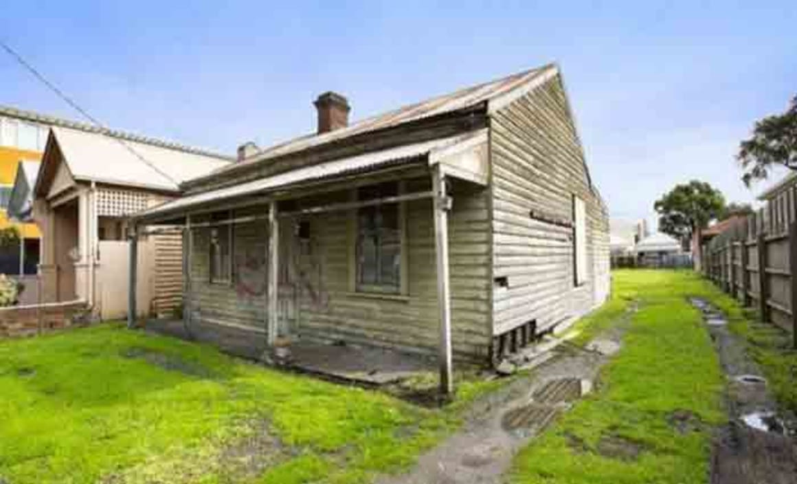 Rotting heritage-listed house site in Melbourne's Richmon...