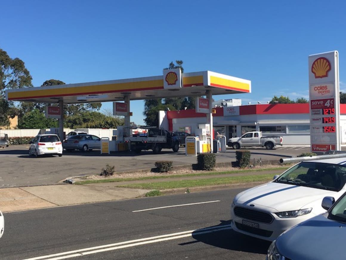 Shell servo at Kingsgrove sells on 3.61 percent yield thr...