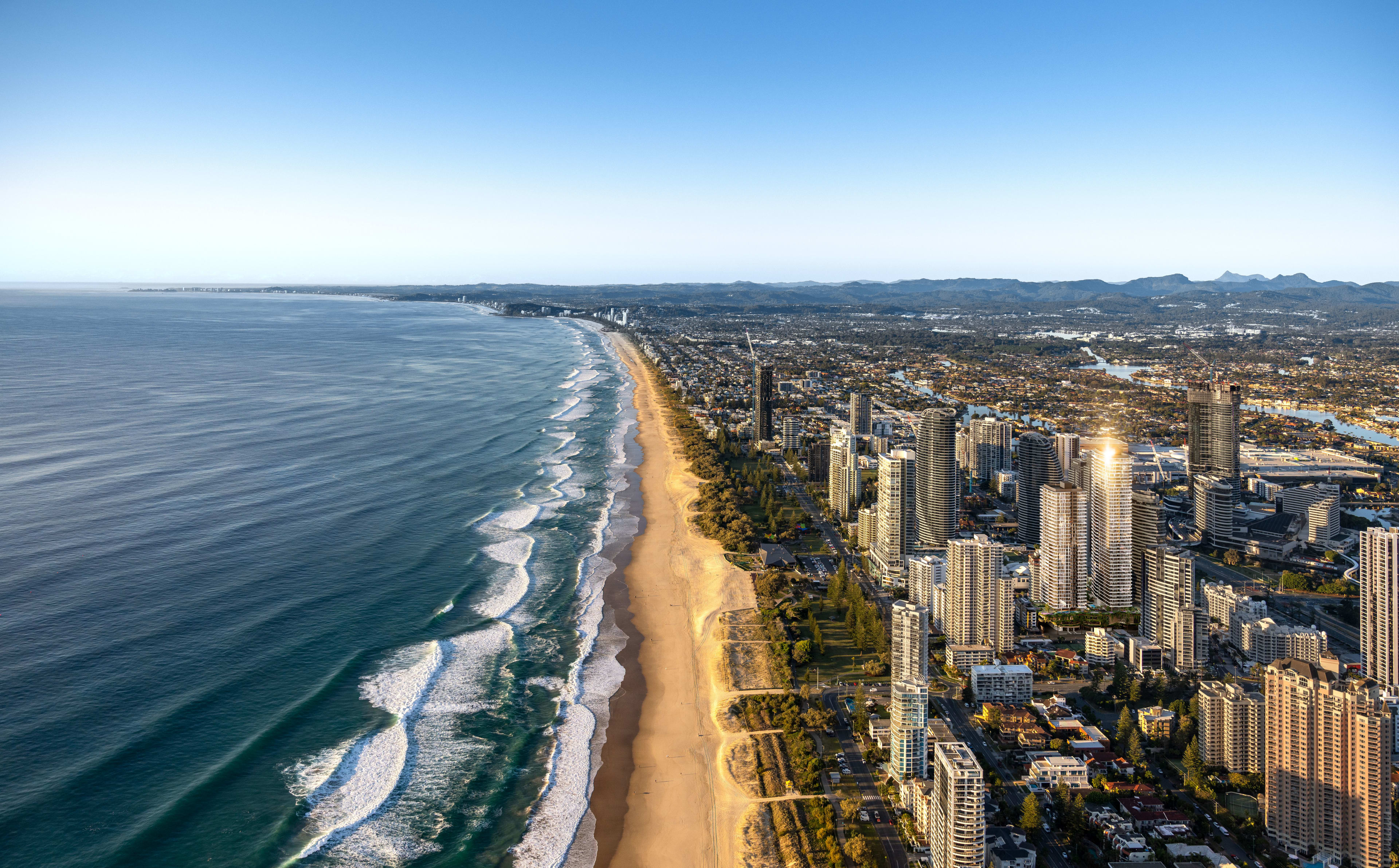 Vue Broadbeach - 10-12 First Avenue, Broadbeach