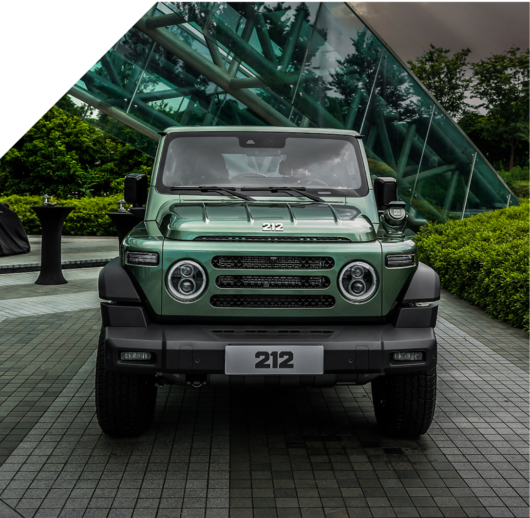 212 UAE | Powerful Off-Road SUV & 4x4 Cars in Dubai