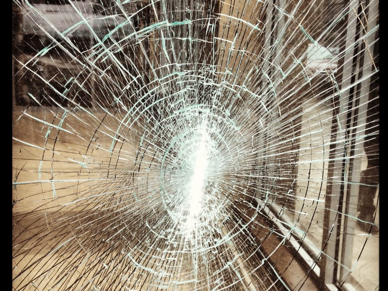 Emergency Glass Repair & Replacement 24/7 in Sydney CBD - Glass Squad