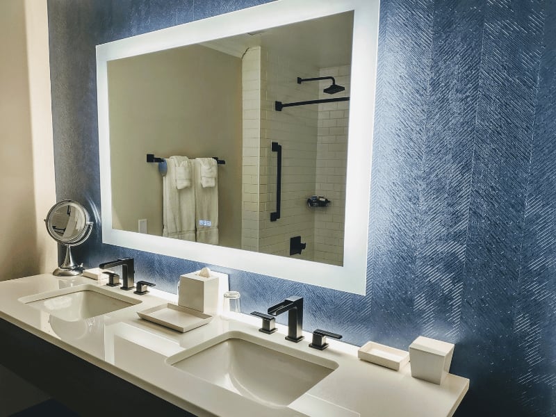 Mirror Repair & Replacement 24/7 in Sydney CBD - Glass Squad