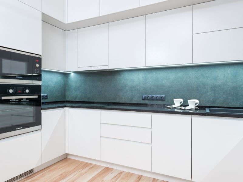 Upgrading Your Kitchen with Glass Splashbacks - Glass Squad - 24/7 ...