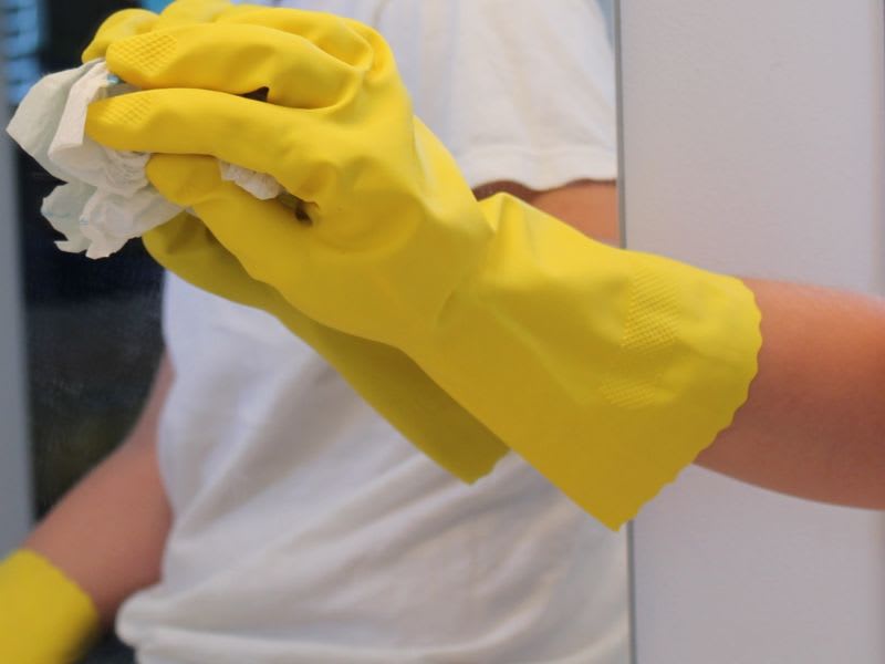 The Importance of Mirror Repair for Homes and Gyms - Glass Squad - 24/7 ...