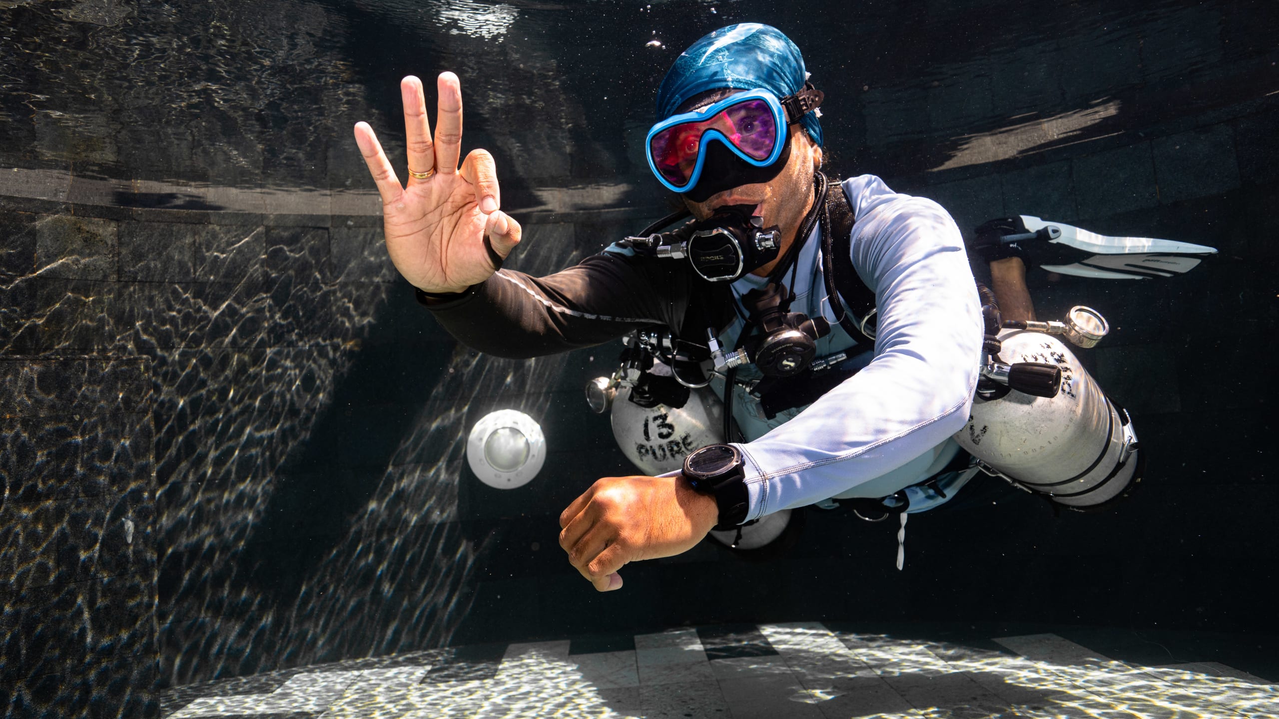 Sidemount Diving Training at Nusa Penida - Pure Dive Resort - Eco ...