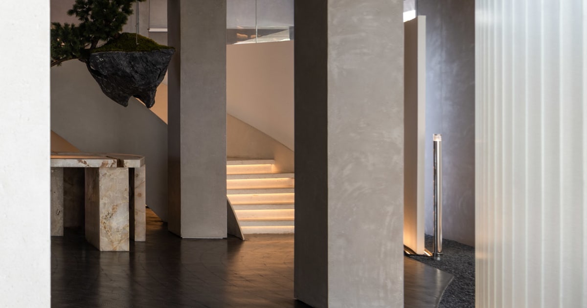 Modern Multi-Level Interior with Concrete Walls | Feel Design