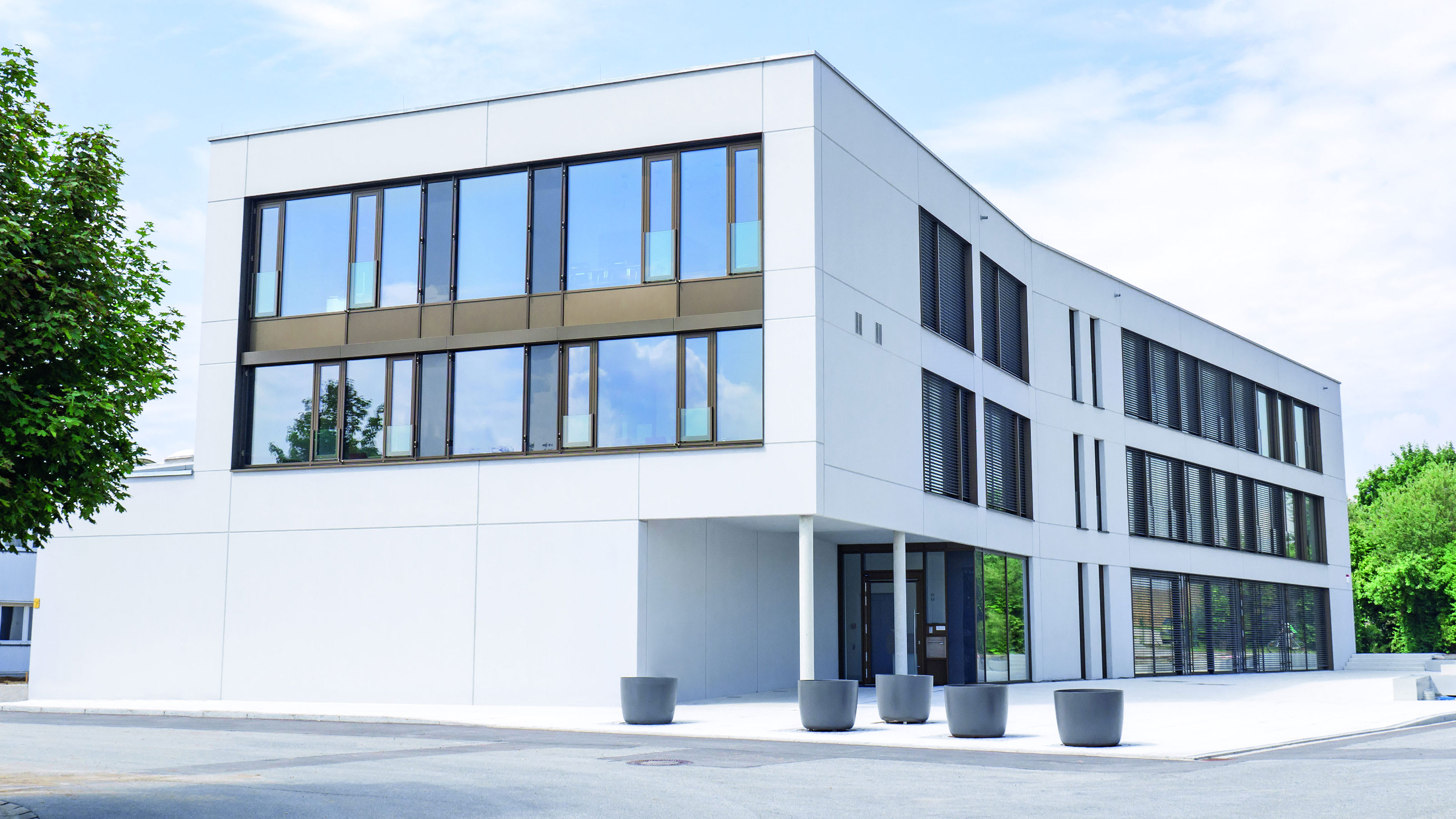 Max Frank GmbH & Co. KG