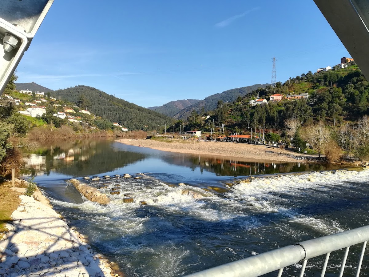 Praia fluvial de Coimbra - Escola de Beach_volley a Coimbra | Badgie ...