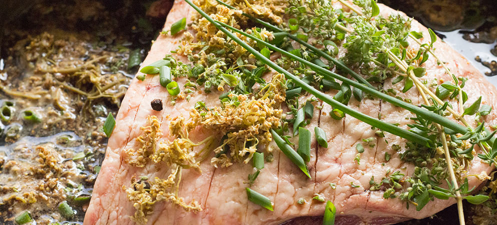 Opskrift: Langtidsstegt kalveculotte med hokkaidocreme - Vinguide