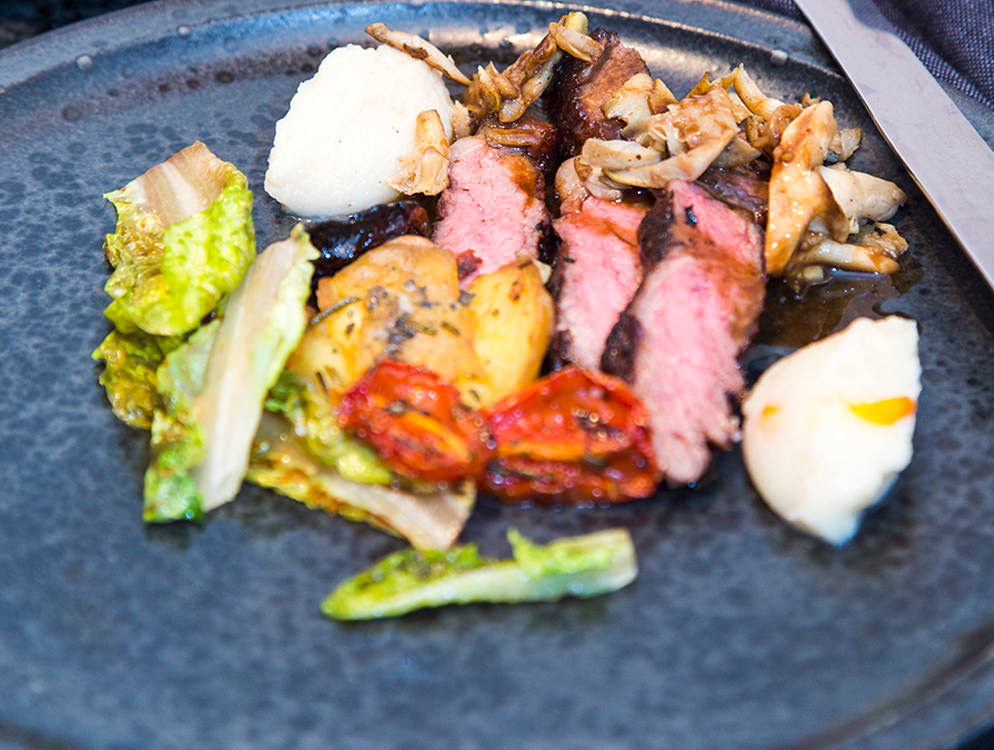 Opskrift: Krogmodnet ribeye med ølsauce - Vinguide