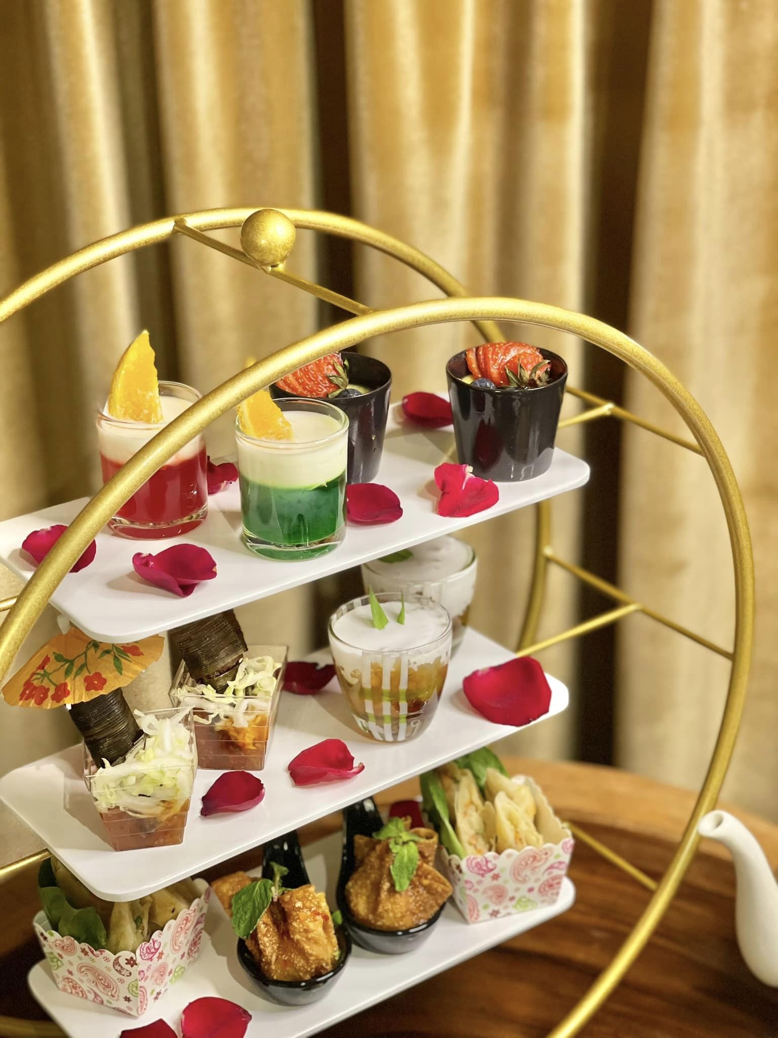 DOWNTOWN JB - Ume Floral & Café