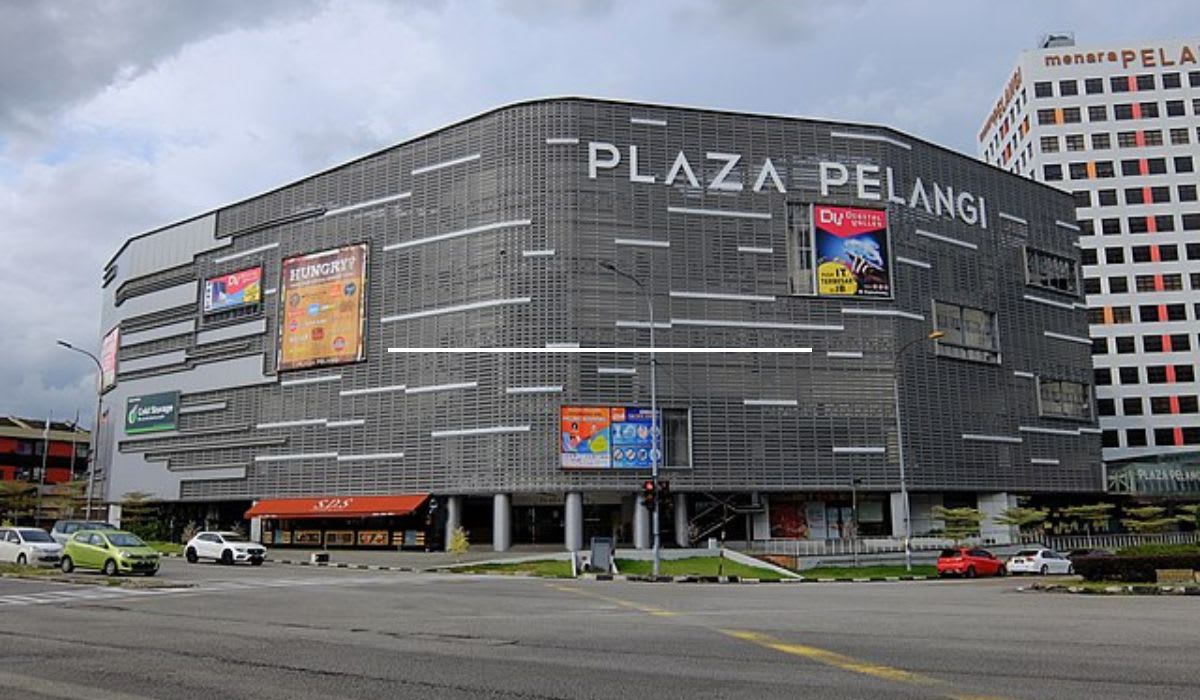 Plaza Pelangi