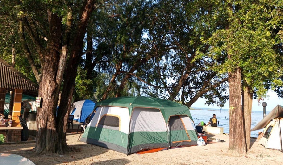 TELUK GOREK CHALET & CAMPSITE
