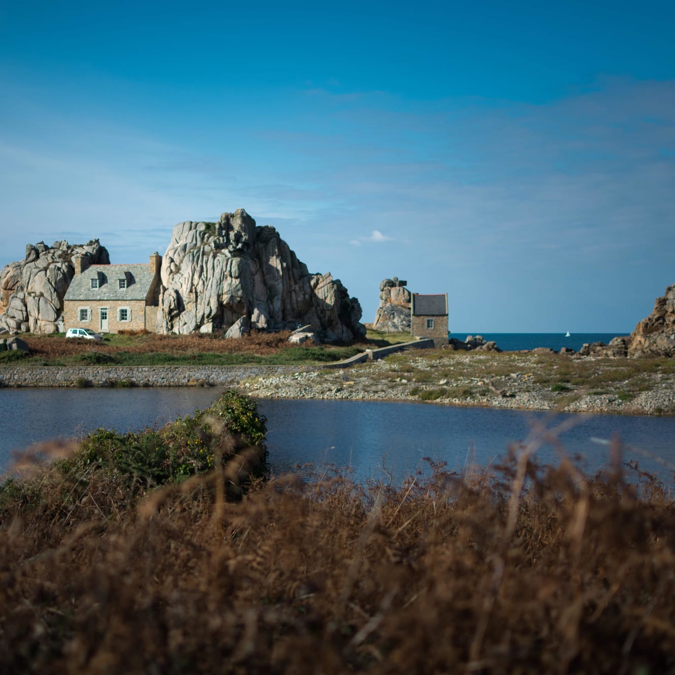 Bretagne Maison Entre 2 Rochers | Ventana Blog
