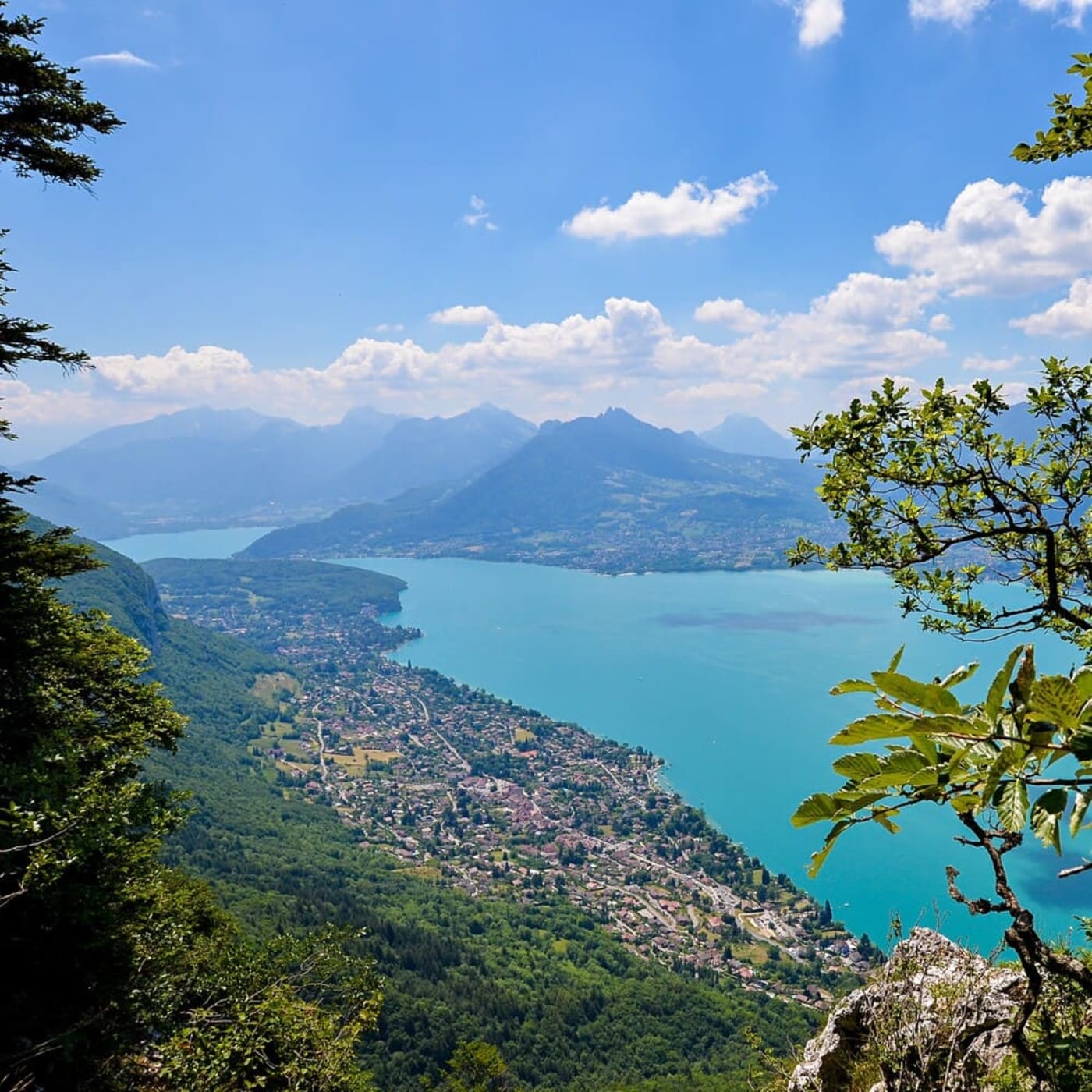 Mont Veyrier : les 4 meilleures randonnées près d'Annecy | Decathlon ...