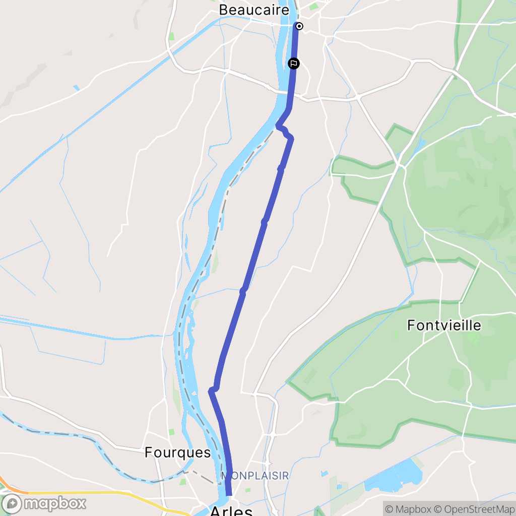 De Tarascon à Arles par la Via Rhôna