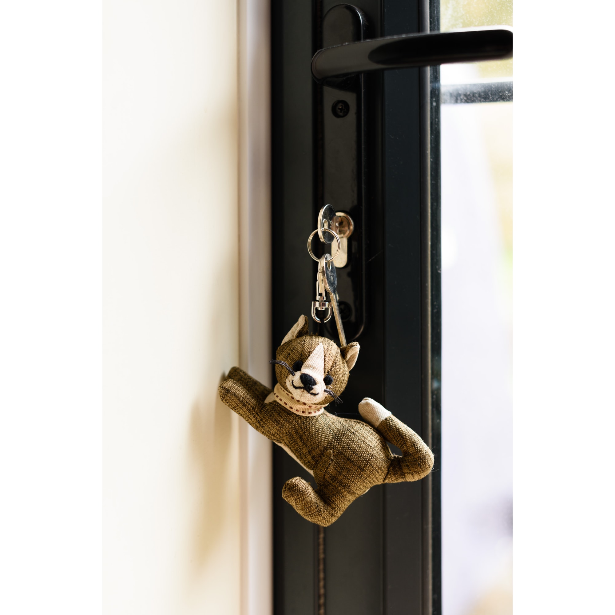 Khaki Linen Tabby Cat Key Ring - Sale | Dora Designs Ltd