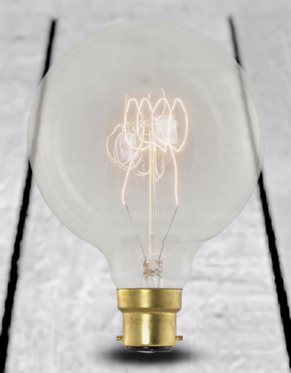Retro Extra Large Quad Loop Filament Globe Bulb (B22 40w)