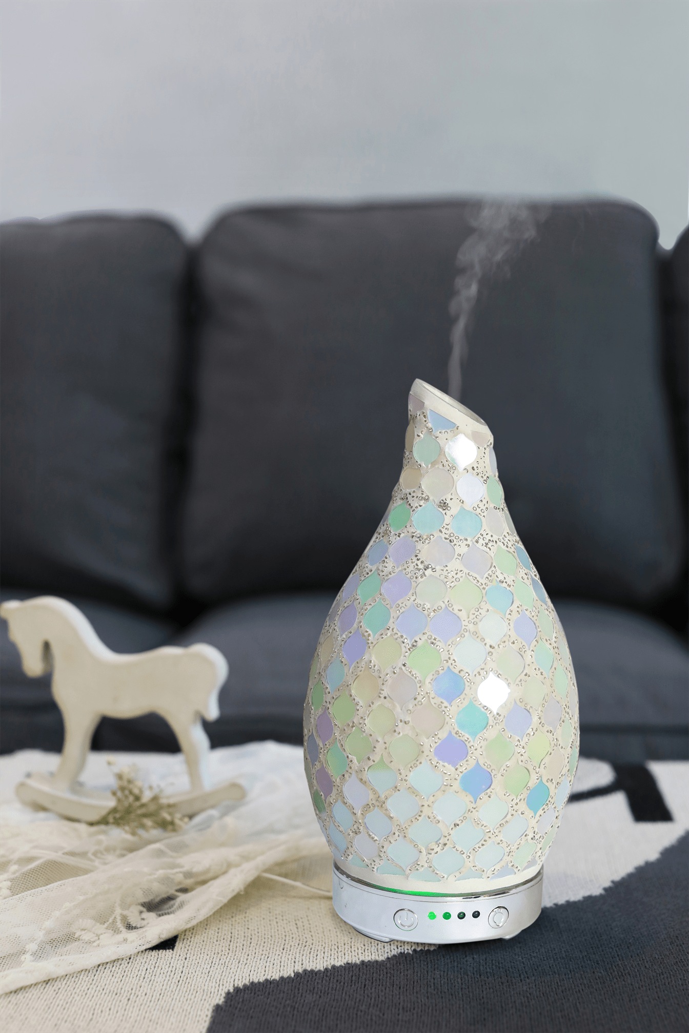 Stellar Pearl Scale Mosaic Diffuser