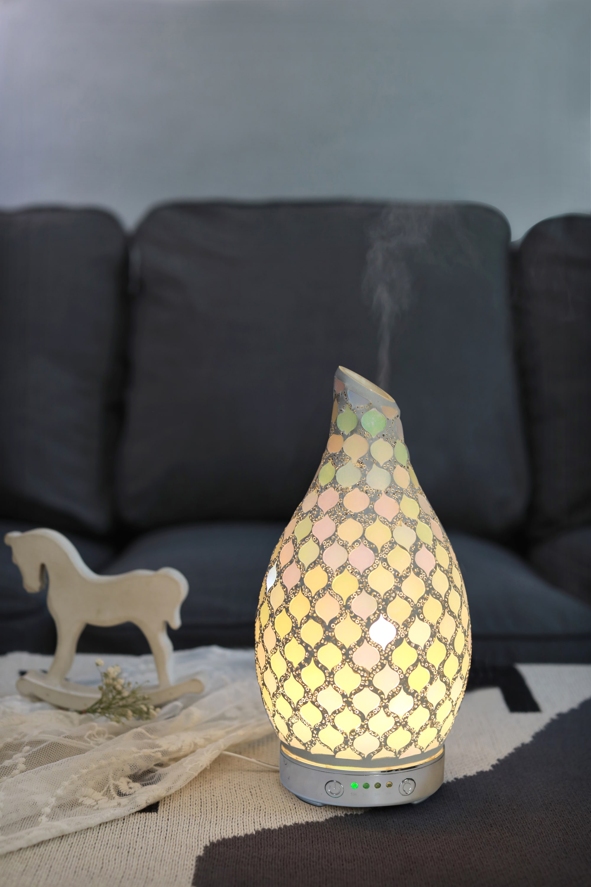 Stellar Pearl Scale Mosaic Diffuser