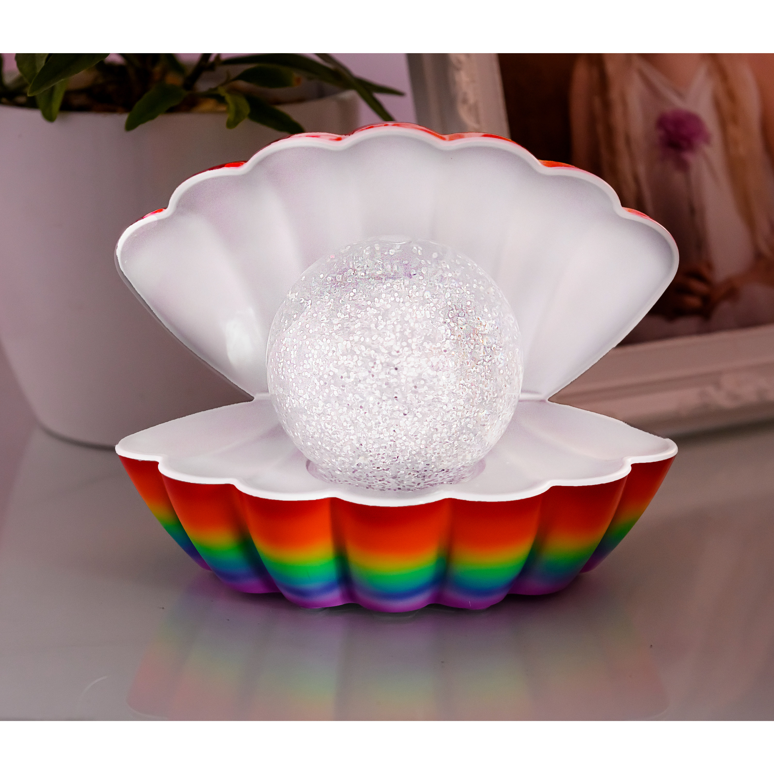 Rainbow - Colour Ch'ging LED Clam wt Glitter Pearl