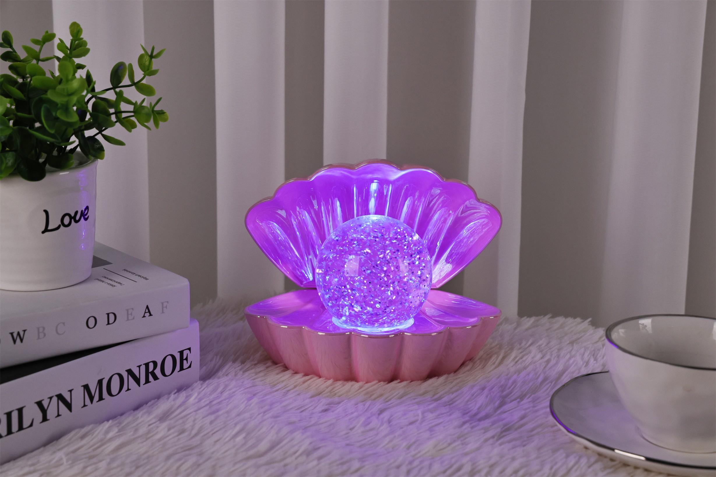 Pink Pearl - Colour LED Clam wt Glitter Pearl