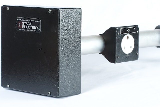 Stage Electrics IWB+End Term Box & 15A Stage Sockets 2m 4way