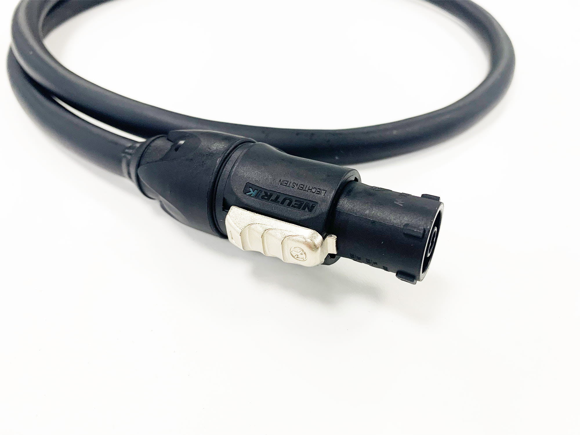 PowerCON TRUE1 Extension Cable 15mm Black | Stage Electrics