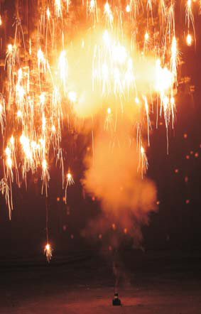 Le Maitre 1251 12 x Pyroflash Glitter Stage Mine - 6m