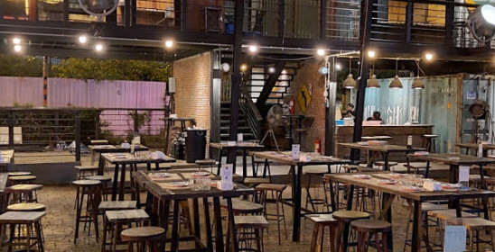 76 Garage - Event Banana