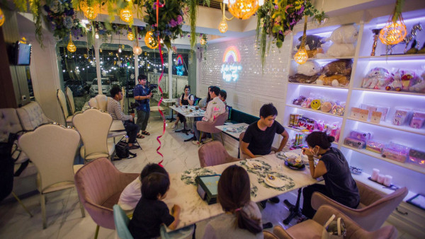 Dimple Cafe and Fancy Studio - Event Banana