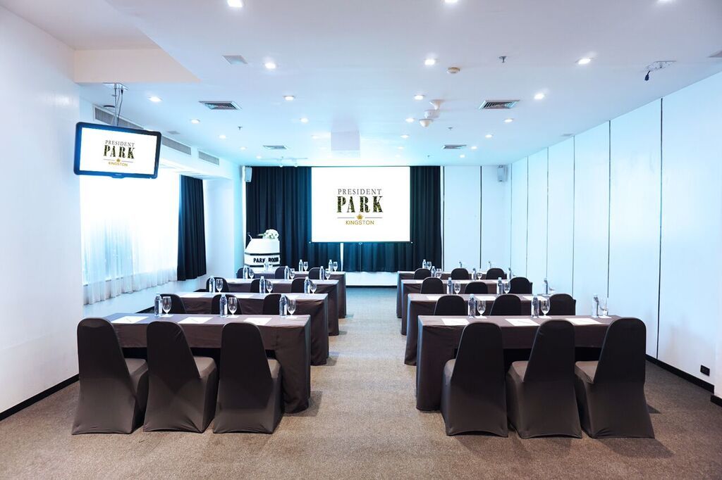 President Park, Sukhumvit Soi 24 - Event Banana