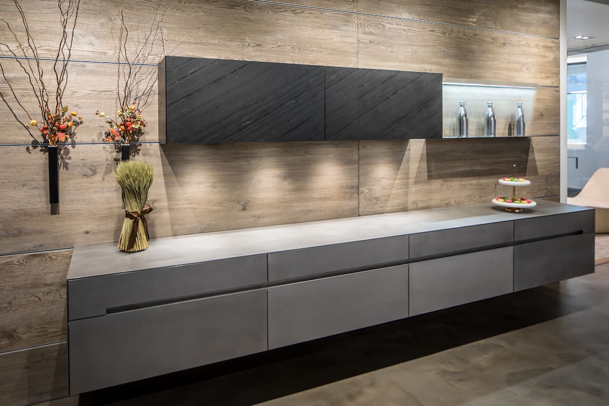 Silver Touch® Stainless Steel Finish - eggersmann