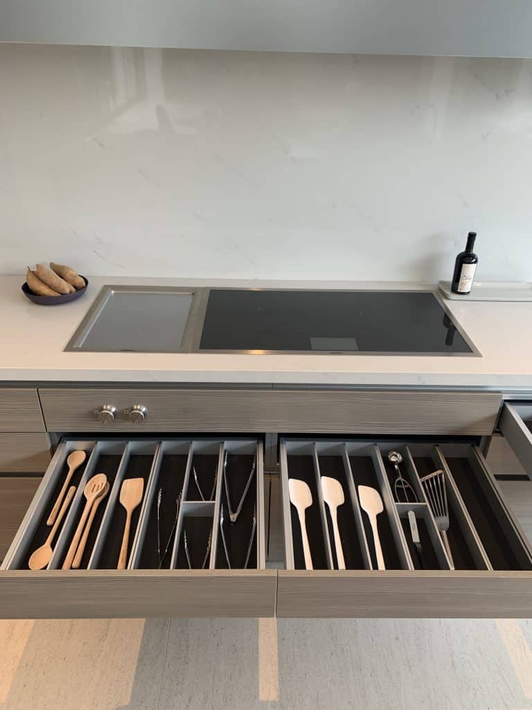 NEAT Method: Minimal Kitchen - eggersmann Kitchens